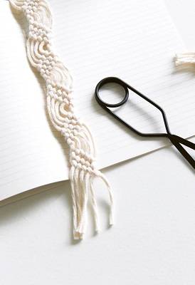 10 Easy Macrame Bookmark Patterns for Beginners - Hemptique
